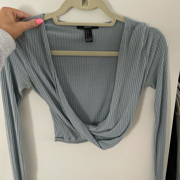 Tops | Forever 21 Crop Top | Poshmark